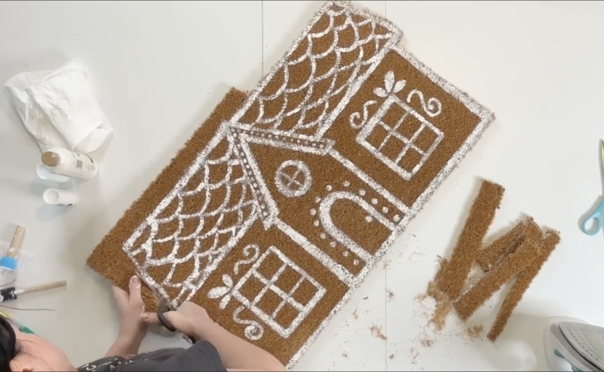 Gingerbread House Doormat – Crafty Gal Confessions